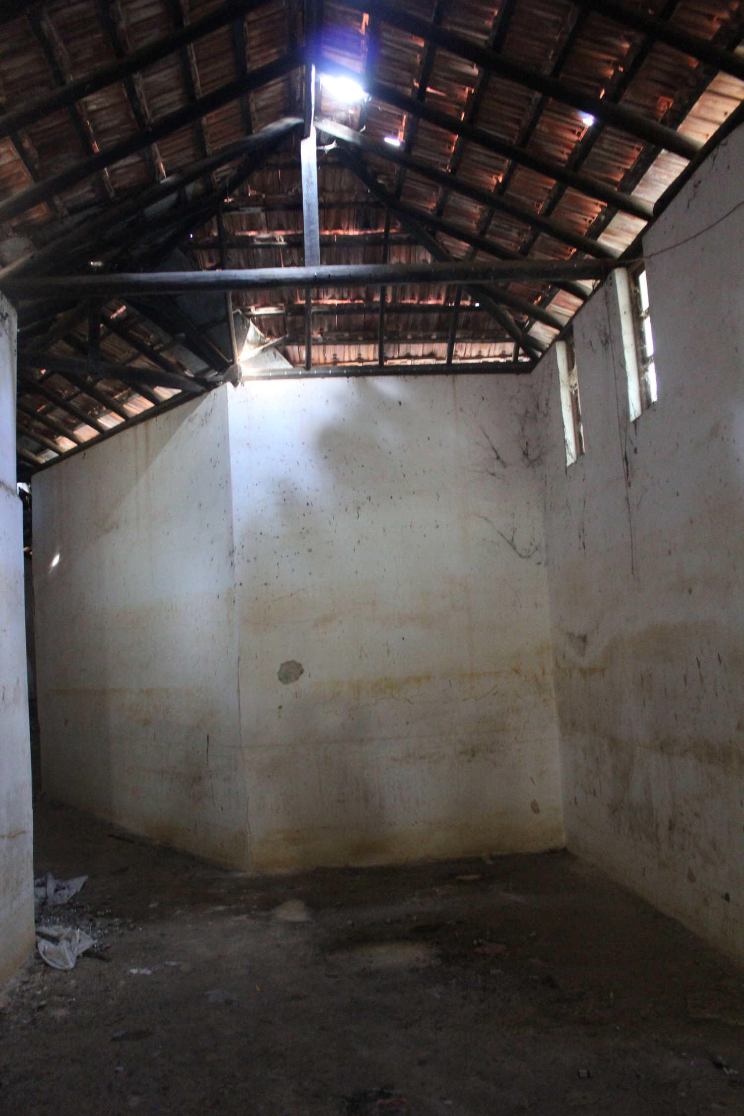 LTTE-built underground hospital wing, Valvettithurai (Photo: PEARL ...